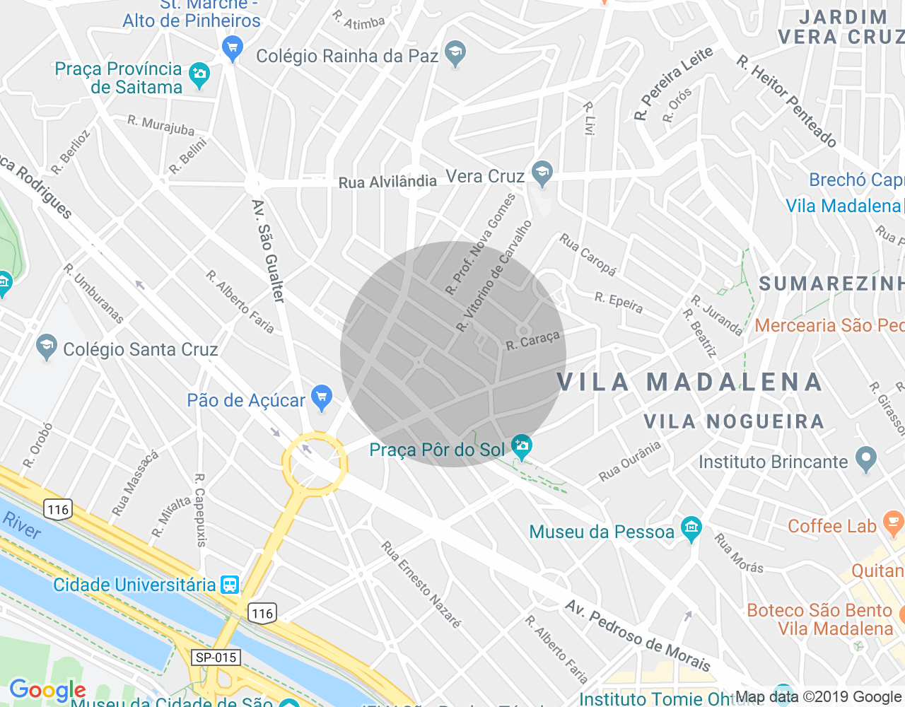 Casa em rua tranquila próxima à Praça Panamericana - Alto de Pinheiros ...